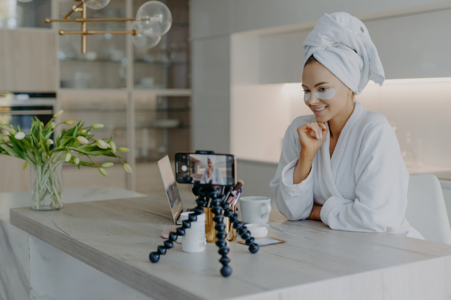 Warum 4based 2025 die beste Plattform für Creator ist